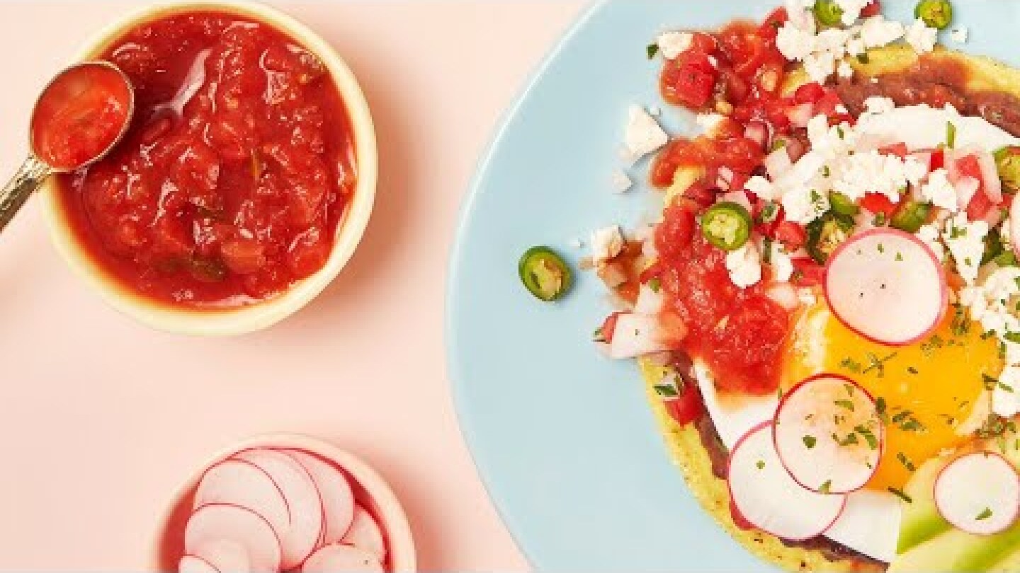 Tostadas de huevo ranchero