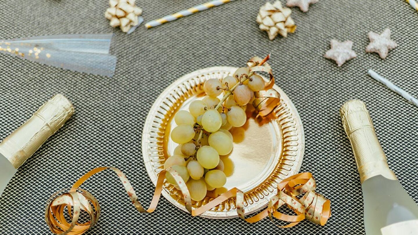 ¿Qué significa la tradición de las 12 uvas en Año Nuevo? Descúbrelo